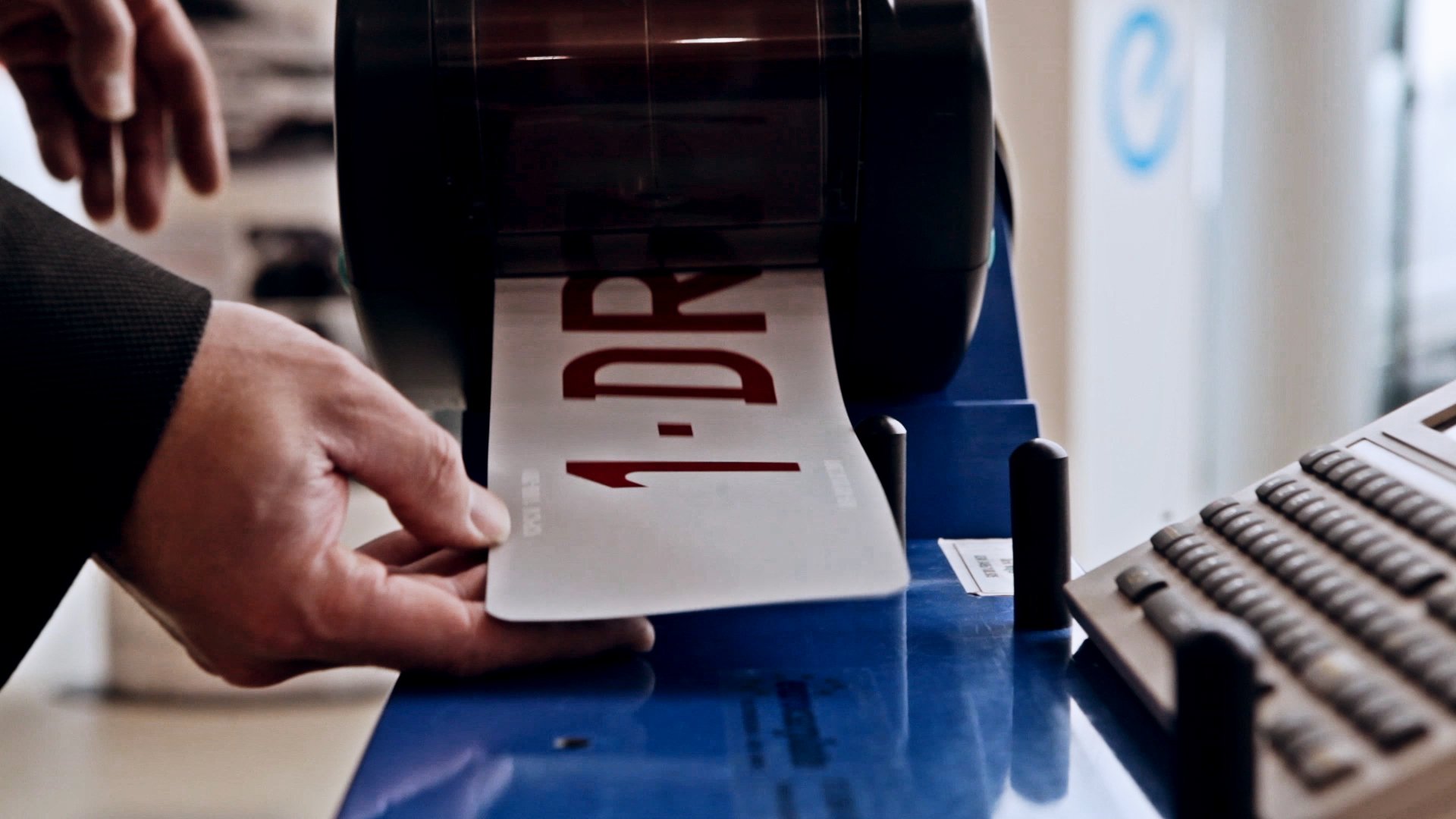 Machine plaque immatriculation | Eurocarplate